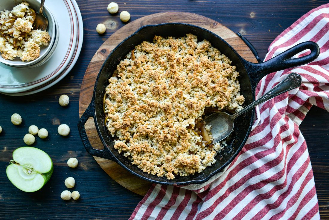 Apple-Macadamia Nut Crisp | Nourishing Meals® Apple-Macadamia Nut Crisp | Nourishing Meals®